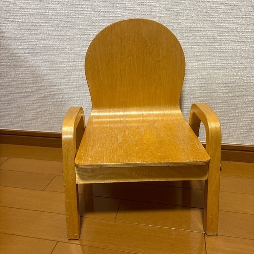 カトージ キッズチェア (amieee) 二子新地のキッズ用品《ベッド、家具》の中古あげます・譲ります｜ジモティーで不用品の処分