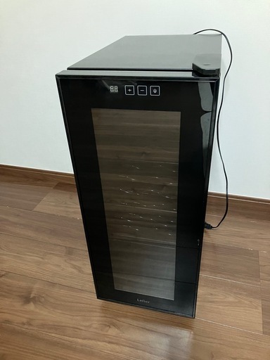 ルフィエール ワインセラー 40L 12本収納 LW-S12 (もや) 星川のキッチン家電《ワインセラー》の中古あげます・譲ります｜ジモティーで不用品の処分