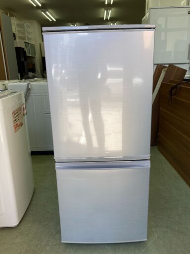 【リサイクルショップピカソ小松原】シャープ SHARP 137L つけかえどっちもドア 2ドア冷蔵庫 2013年製 SJ-14Y★6207★ (リサイクル店ピカソ) 笹貫のキッチン家電《冷蔵庫 ...