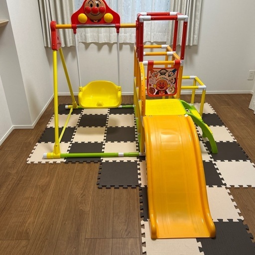 アンパンマン うちの子天才 カンタン折りたたみ!ブランコパークDX (TM) 島尻のおもちゃの中古あげます・譲ります｜ジモティーで不用品の処分