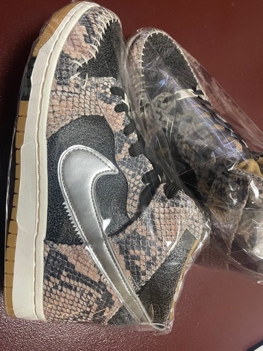 Nike Dunk High CMFT Snakeskin (たろたろ) 市役所前のその他の中古・古着あげます・譲ります｜ジモティーで不用品の処分