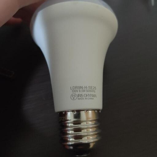 人感センサ付きled電球 (junjun) 御殿山の生活家電《その他》の中古あげます・譲ります｜ジモティーで不用品の処分