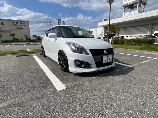 スイフトスポーツzc32s 6速MT (ペンギン) 赤嶺のスイフトの中古車｜ジモティー