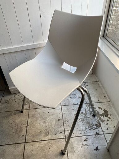 【美品】Koska Chair(コスカチェア) 【引き取りに来ていただける方限定】 (ワイズフリー) 本町の椅子《チェア》の中古あげます・譲り ...