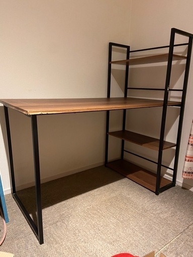 さらにさらに！お値下げしました！！アンティーク風モダンデスク 机 村内ACTUS無印IKEAニトリLOWYAミサワ大塚家具zaraモダンデコ (けい) 鶴川のテーブル《パソコンデスク》の中古 ...