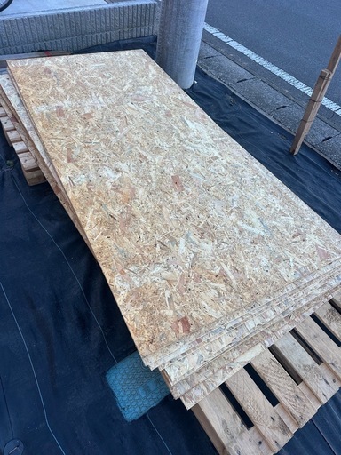 13枚！！ 新品未使用保管品DIYに！OSBボードOSB合板9mm (南国) 新狭山のその他の中古あげます・譲ります｜ジモティーで不用品の処分