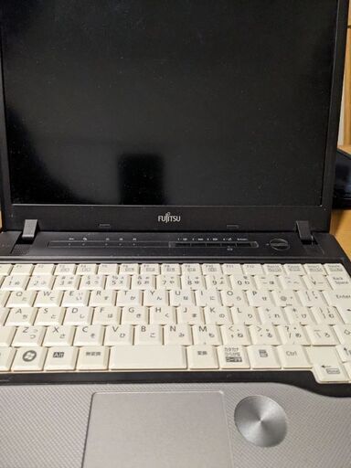 ノートパソコン富士通S761/D (arabaki) 瀬田のノートパソコンの中古あげます・譲ります｜ジモティーで不用品の処分