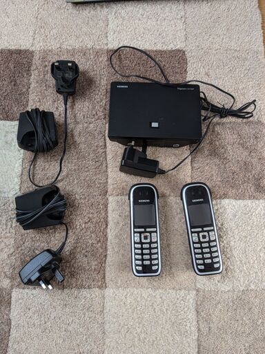 Siemens C475IP DECT/VoIP ベースステーション + 2つのDECT電話 (steford) 博多南の電話、FAX《電話機 ...